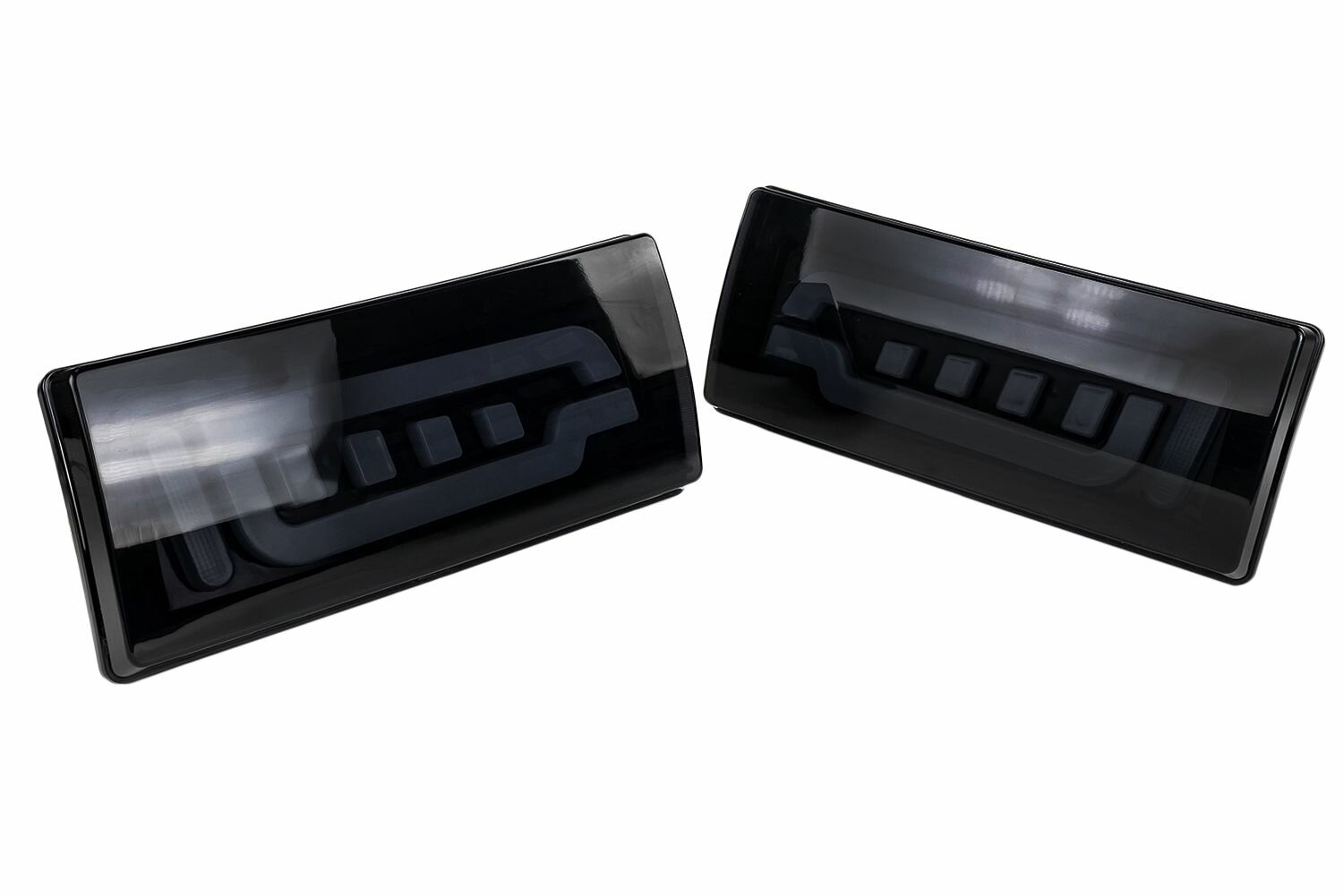 Задние диодные фонари Орлиный глаз в стиле Ауди тонированные с динамическим поворотником для ВАЗ 2105, 2107