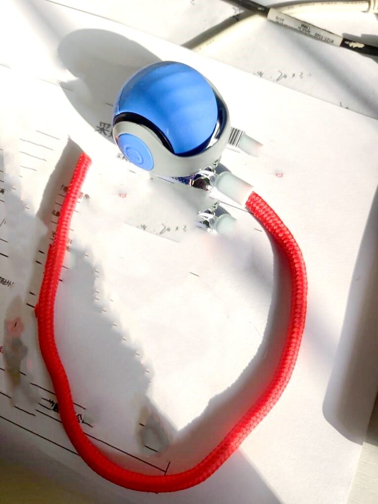 Синяя кошачья игрушка с помпоном и колокольчиком - Интерактивная веревка для игр