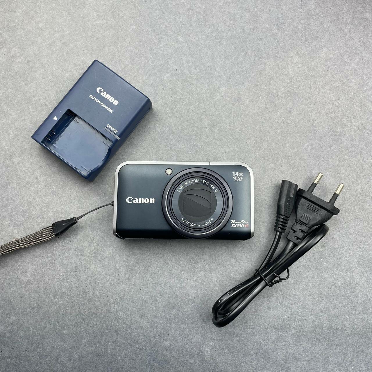 Цифровой компактный фотоаппарат Canon PowerShot SX210 IS, черный