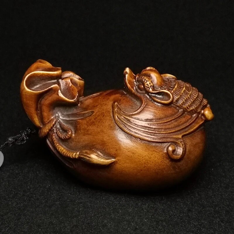 Статуэтка летучая мышь из саншита