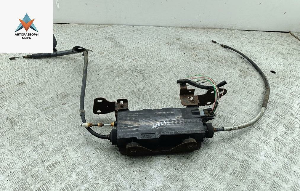 Блок управления ручником Renault Laguna 3 2008 360100002N-B