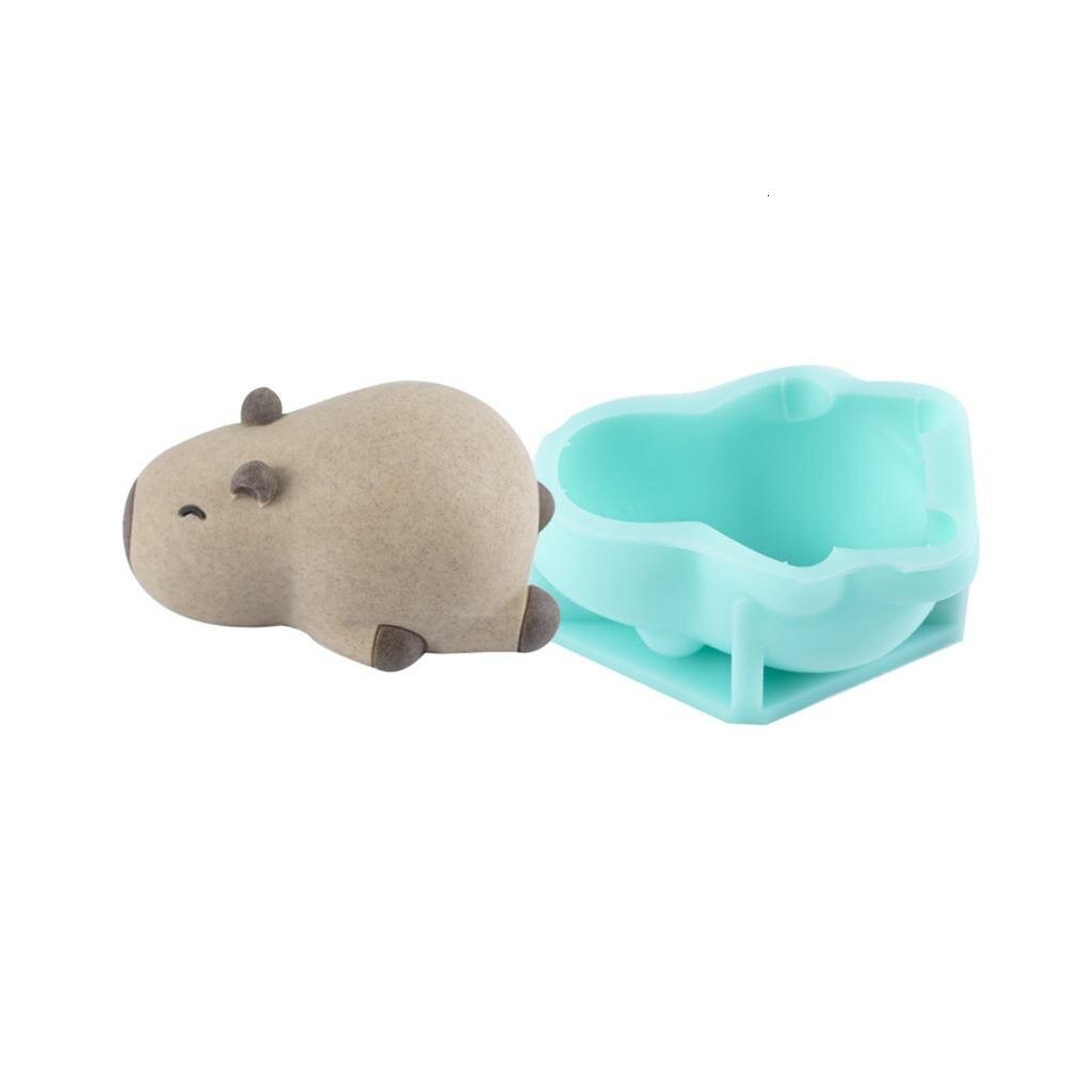 Силиконовые формы в виде капибары для десертов