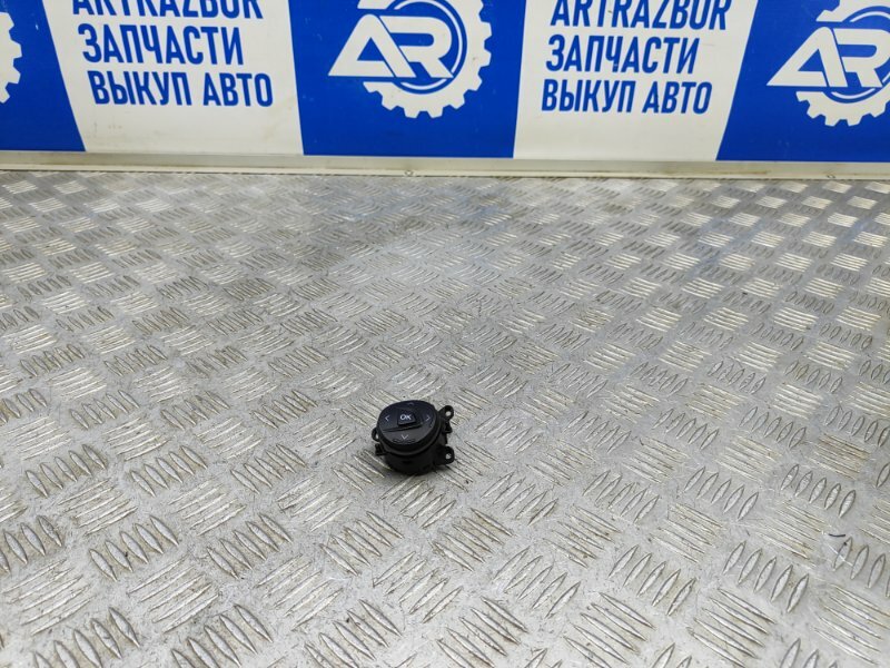 Б/У Кнопки на руль Ford Focus 3 / Форд Фокус 3 1.6 PNDA 125 Л.С. хэтчбек 2011