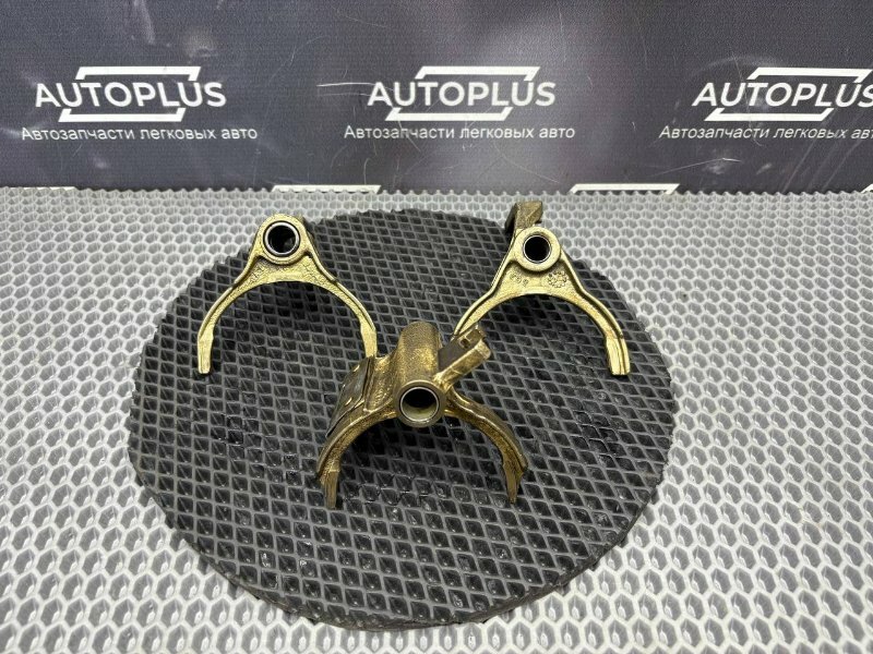 Вилка МКПП Ford Transit (2.0 D3FA) Б/У с пробегом