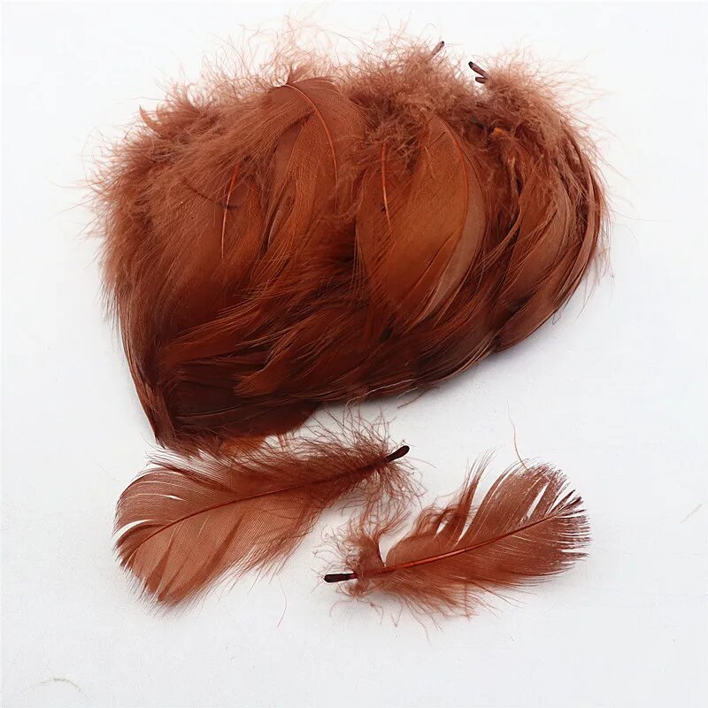 Цветные натуральные гусиные перья 4-8 см 8-12 см