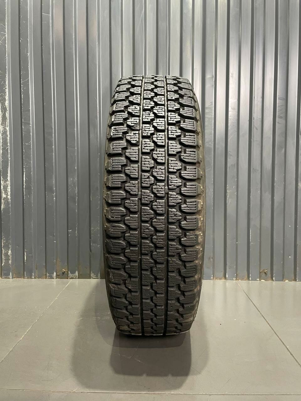 Зимние шины нешипованные Bridgestone Blizzak pm-20 195/70 R14 10.0% износ PT0006065 BRI991