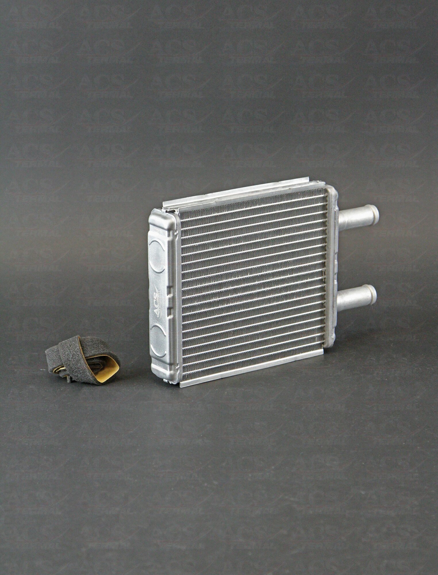 117010 Радиатор отопителя Lada Priora (07-) (Halla)