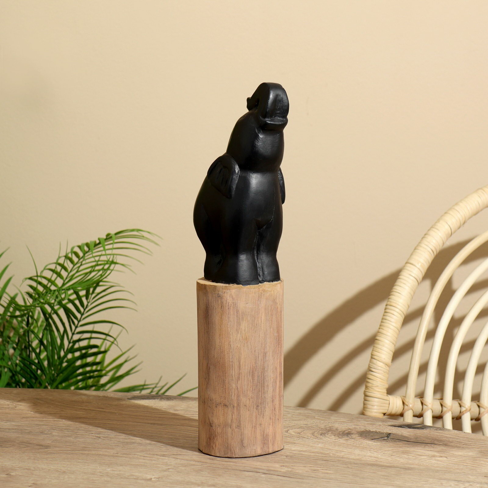 Сувенир "Слоник", 14x9x41 см, манговое дерево, цвет: бежевый