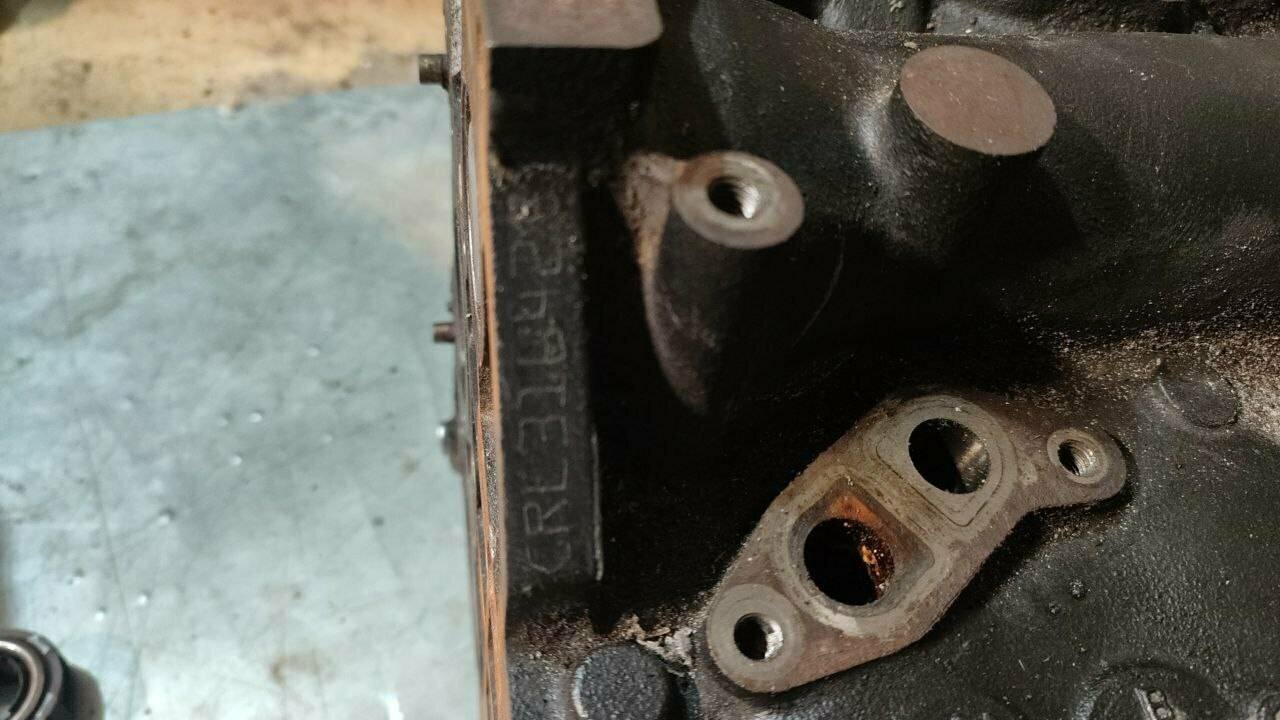 Блок цилиндров Volkswagen Passat B8 (2014 - 2021)