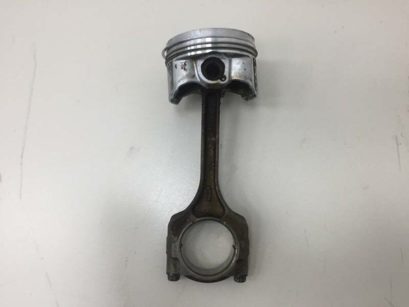 Поршень с шатуном Honda Accord 8 CU 2008-2013 кат.номер: 13210RZP000 13010RNAY00