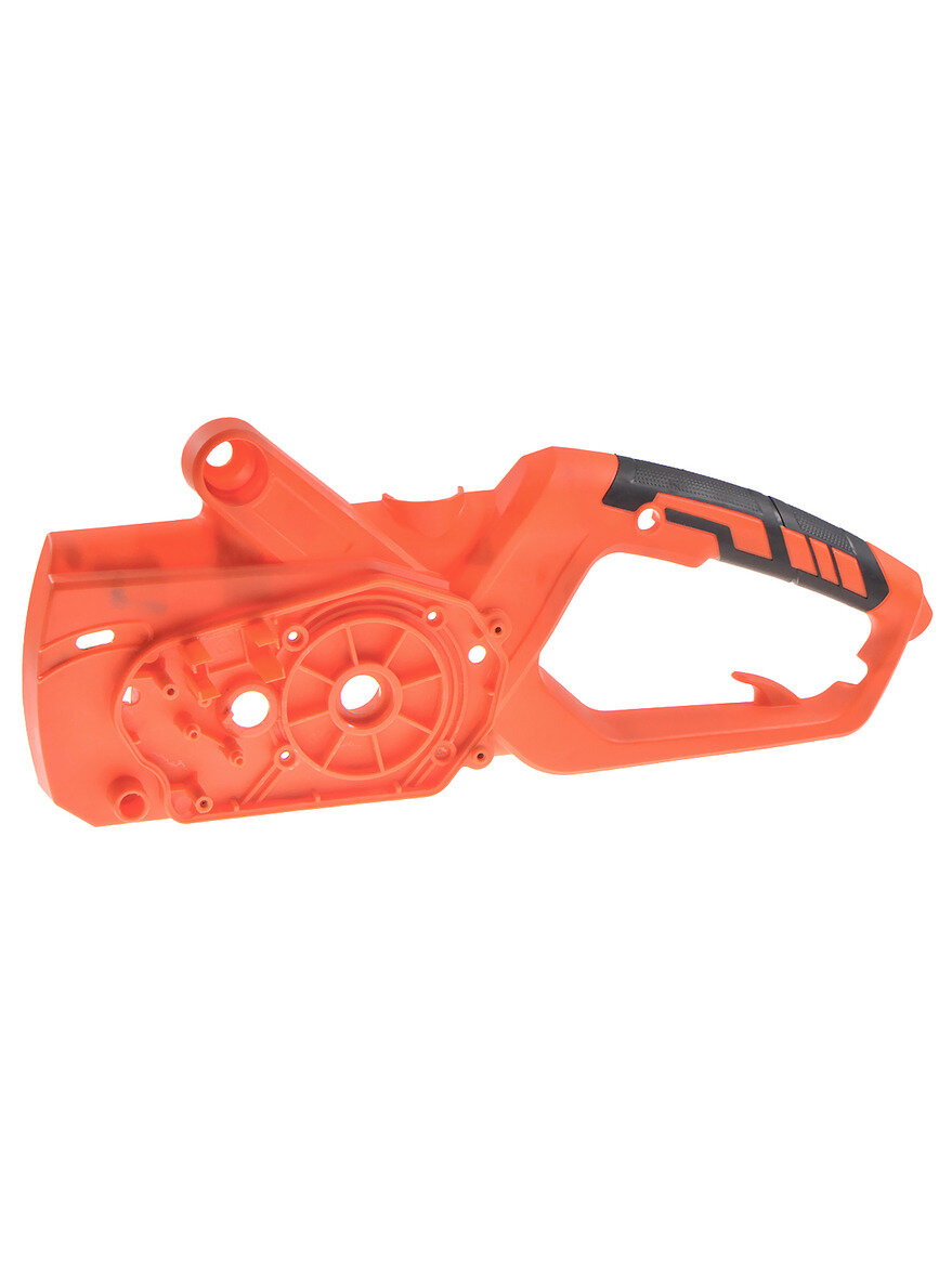 Корпус (левая половина) OT251-7C10502 для электропилы цепной DAEWOO DACS 2500E 02.2025