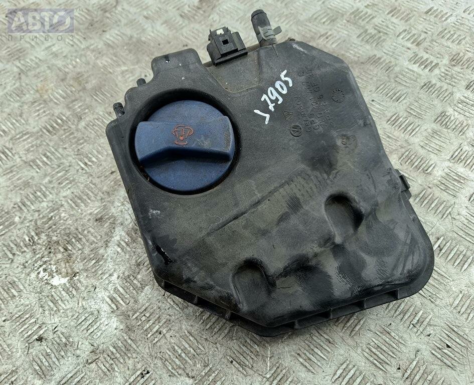 Бачок расширительный Volkswagen Touareg