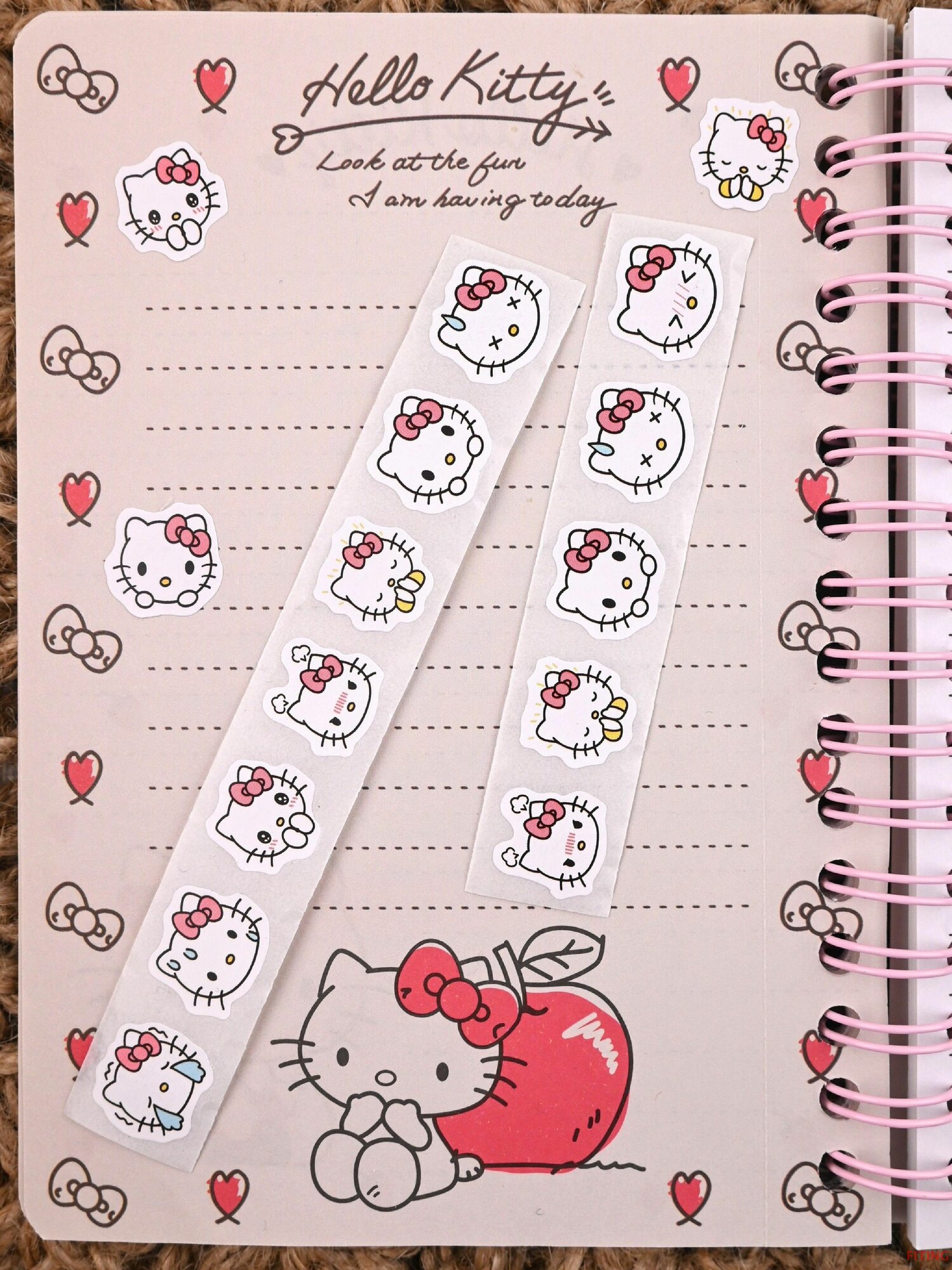 Наклейки стикеры Hello kitty маленькие фигурные 500 штук