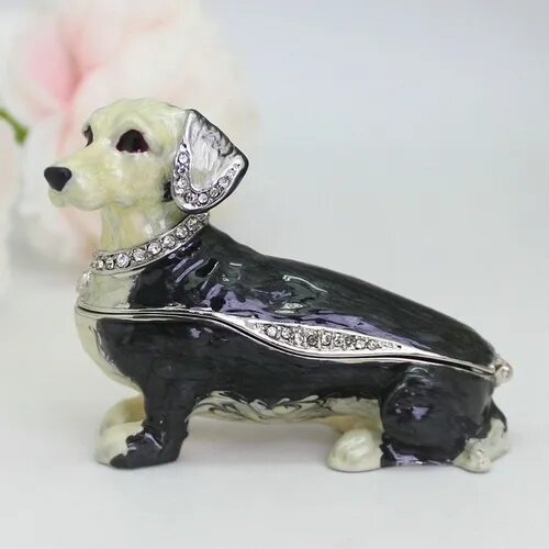 Шкатулка-декор "Такса" для украшений, эмалевая, черная, ручная работа, 8.9x3.4x5.8 см, рождественский подарок, интерьерный декор