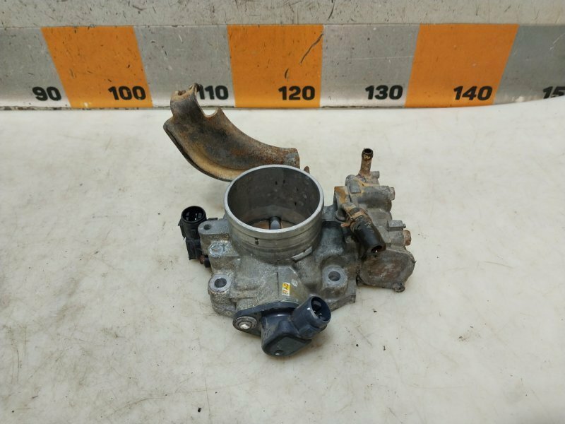 Б/У Заслонка дроссельная Honda CR-V 2000 RD1 464982 HONDA арт. 16400PHKA51