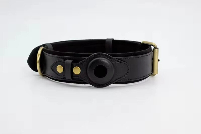 Кожаный чехол для AirTag на собачий ошейник - черный M, защита от потери, удобная посадка, долговечный