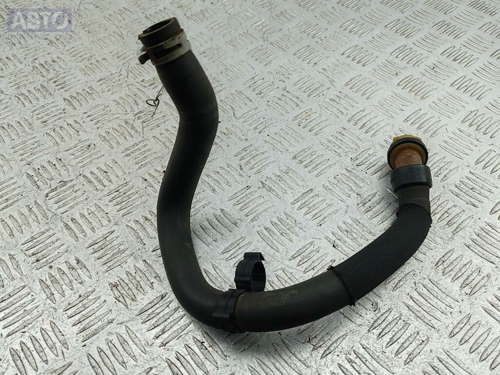 Патрубок отопителя (печки) Opel Meriva A (2003-2010)