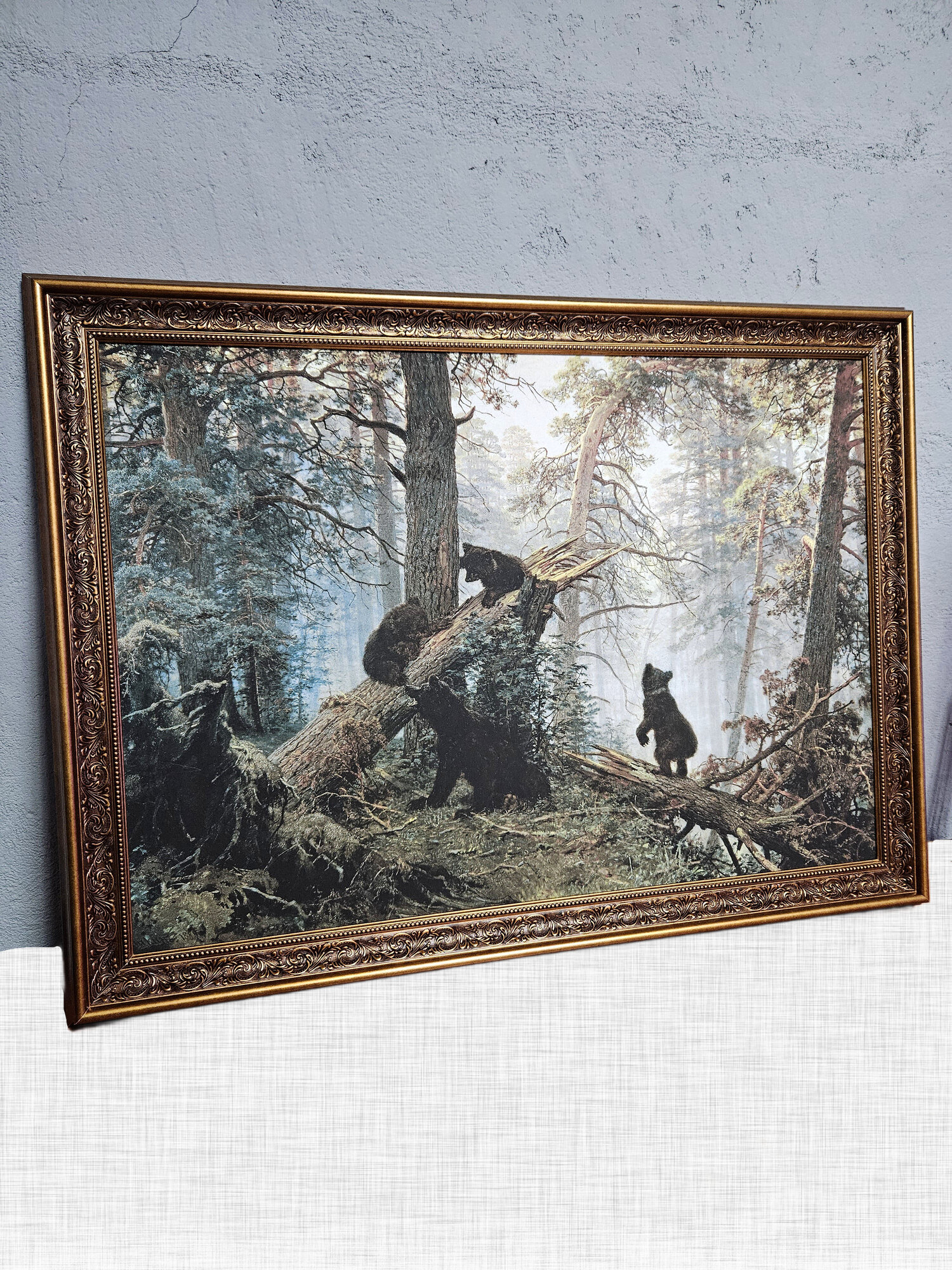 Картина в раме "Иван Шишкин - Утро в сосновом лесу" репродукция, 61х81 см