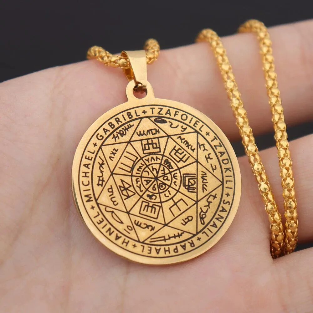 Славянский оберег Коловрат на цепочке