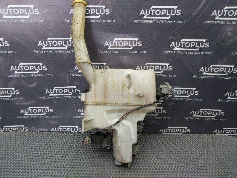 Бачок стеклоомывателя