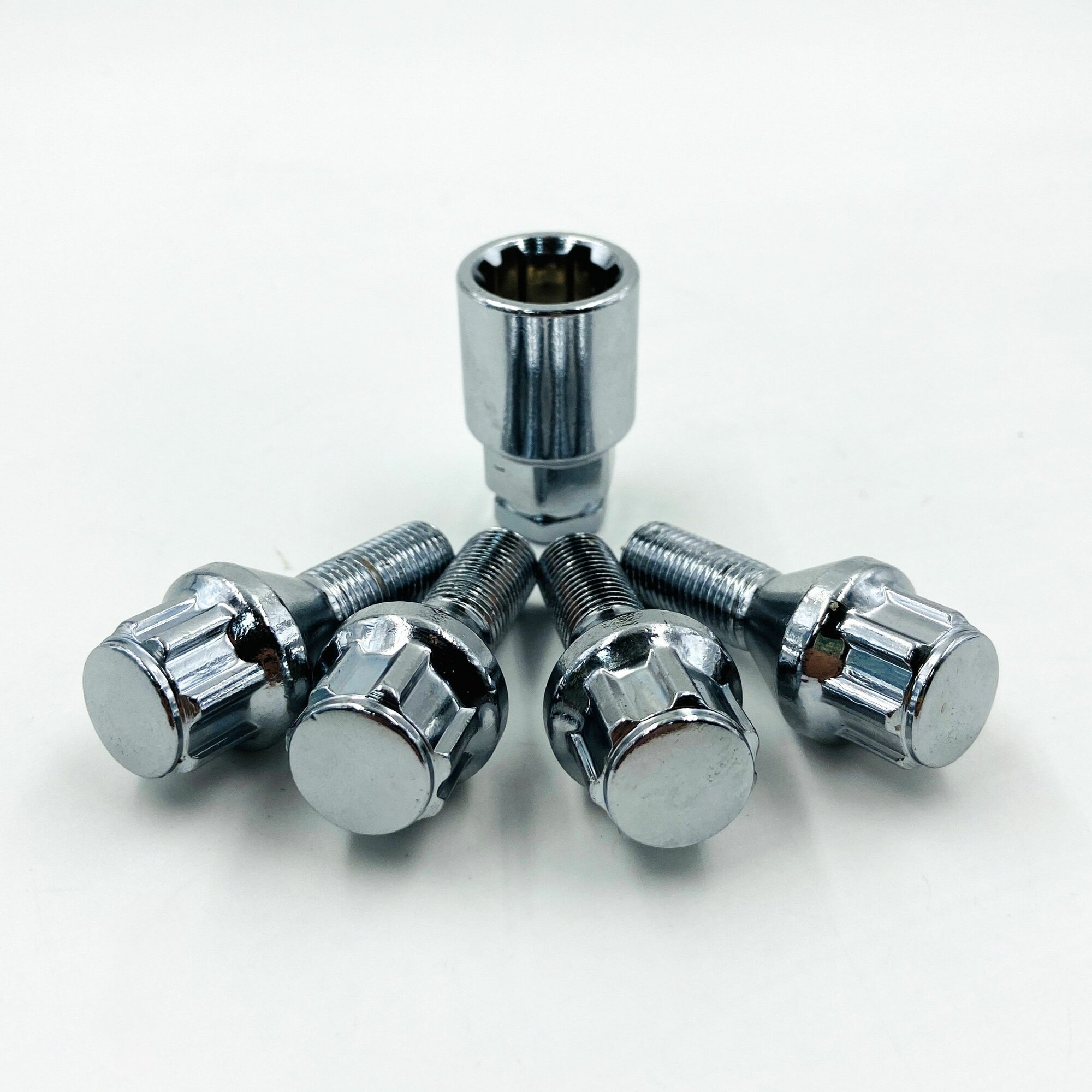 Болты секретные литого диска подходит для Лада Гранта