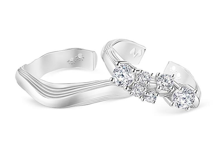 Кольцо на три пальца, циркон