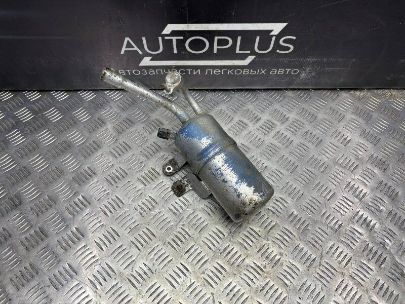 Осушитель кондиционера Ford Focus 2003 (1.6 CDDA) Б/У с пробегом