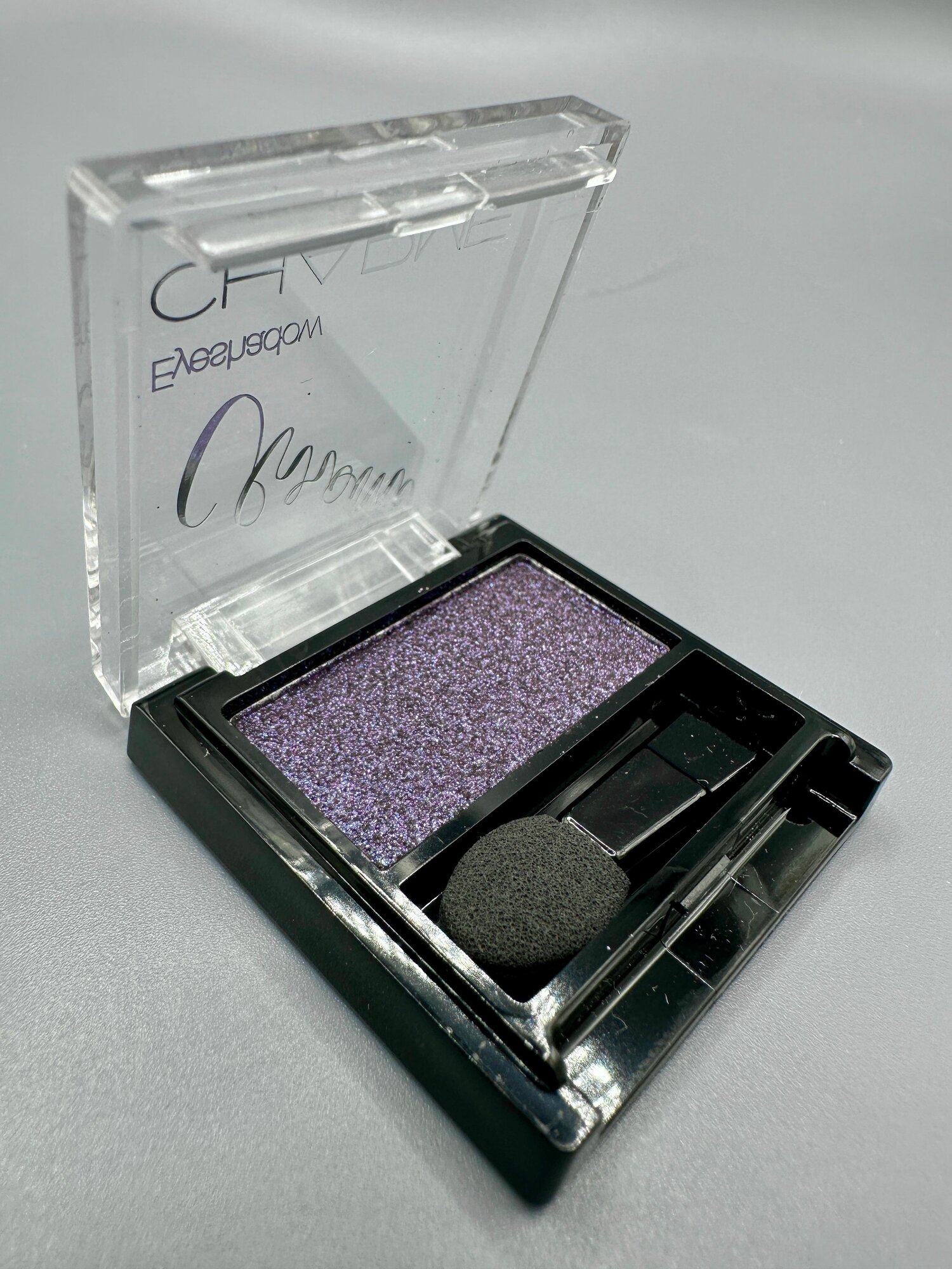 CHARME Мерцающие тени для век Chrome 104 Пурпурный