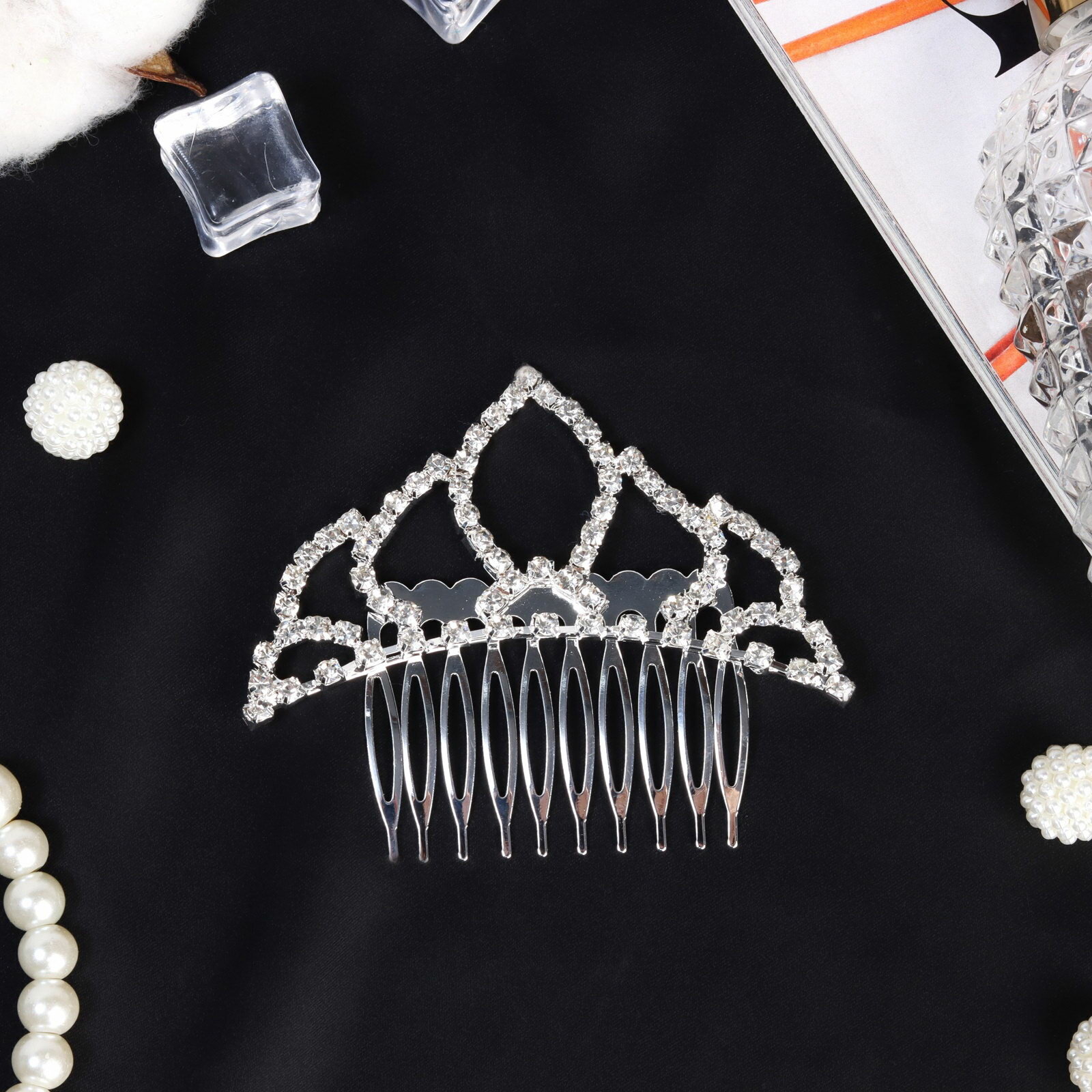 Диадема для волос "Медея", лепесток, 8x7 см, серебро, тип: диадема