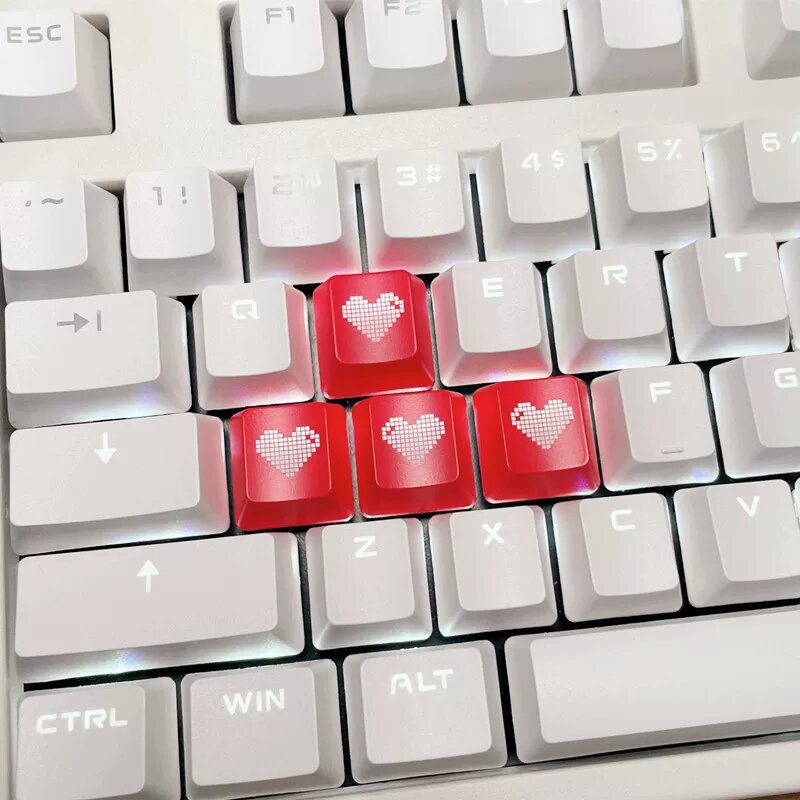 Прозрачное красное сердечко пиксель набор WASD 4 шт. Замена клавиш для механической клавиатуры