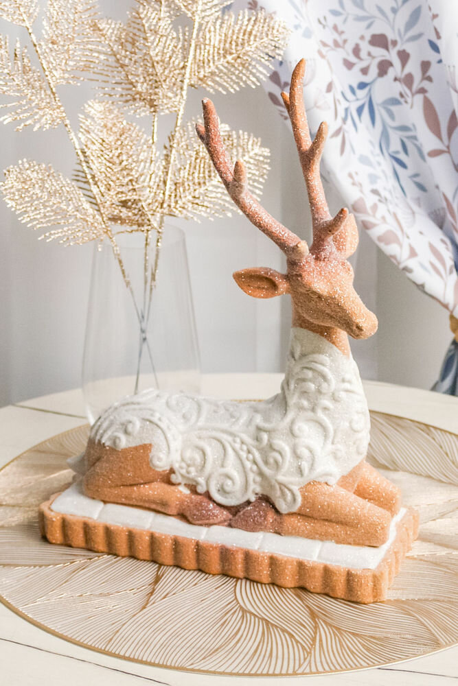 Декоративная фигура марципановый олень, лежащий, полистоун, 31 см, EDG 8100259A937