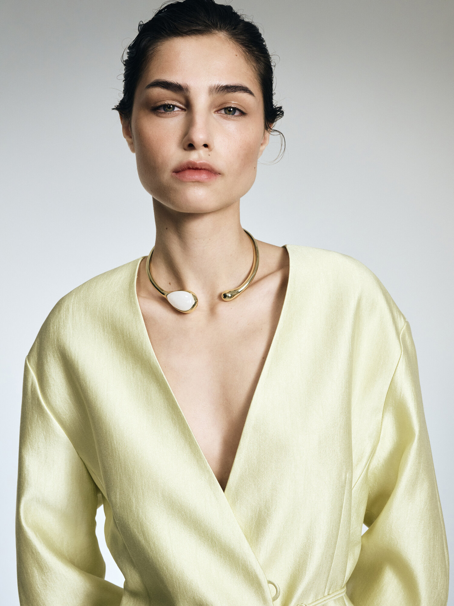 Колье, нефрит