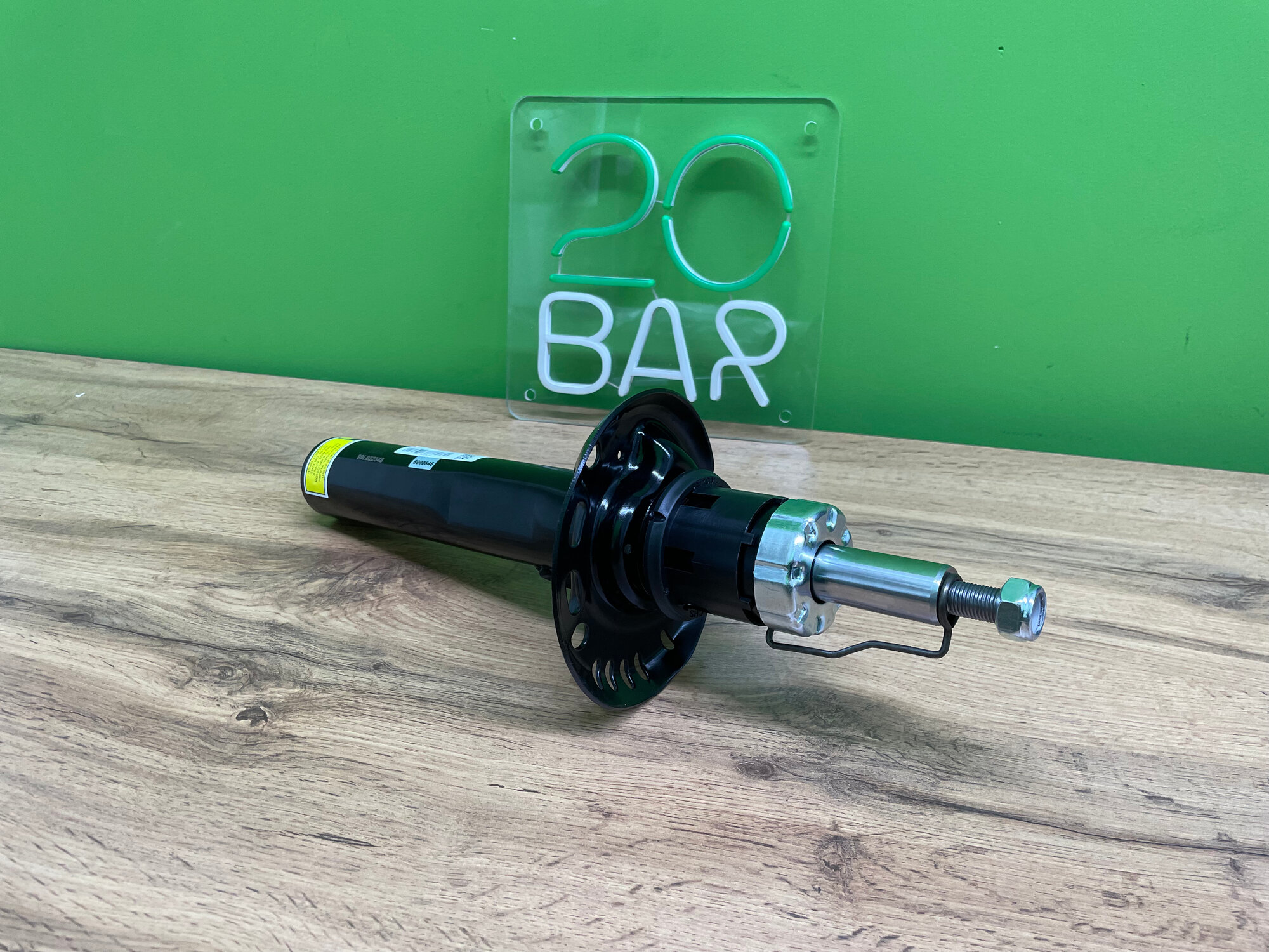 Амортизатор передний Audi Q3, Volkswagen Tiguan, Volkswagen Caddy R L