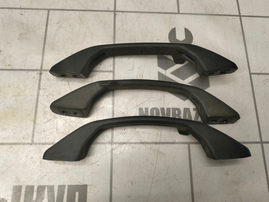 Ручка внутренняя потолочная VW Golf 2 Jetta 2 83-92