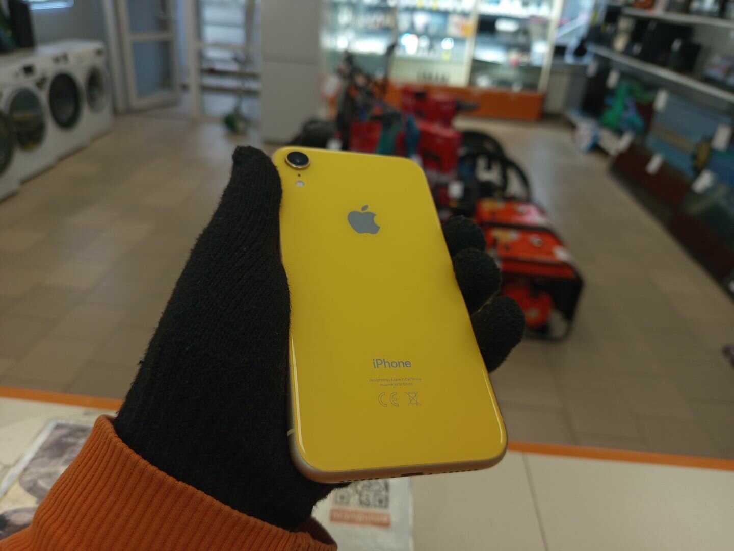 Смартфон Apple iPhone XR 64GB (Б.У,уценка)