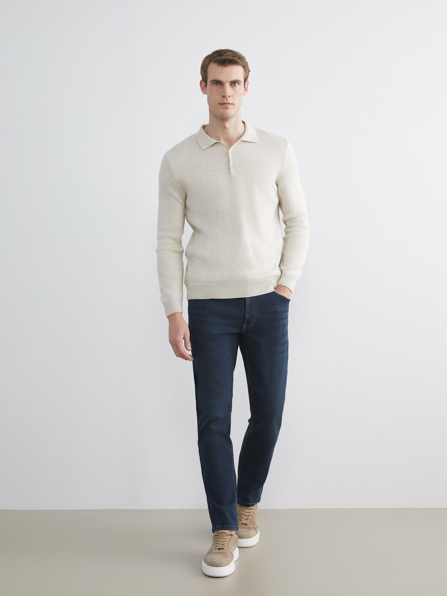 Джинсы 