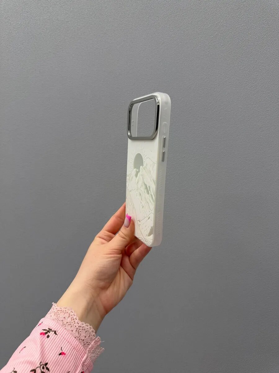 Чехол на Iphone 17 Pro Max, цвет белый, принт "Горы", мужской — фото 1