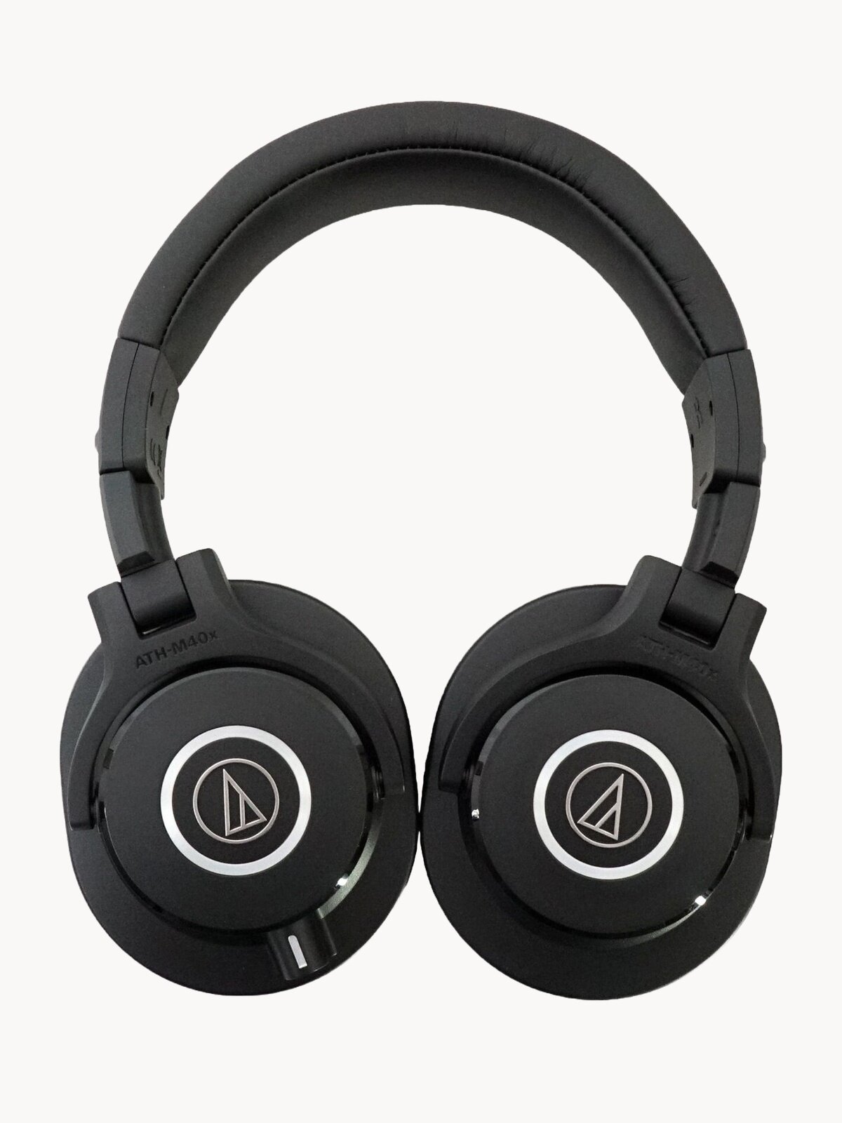 Проводные наушники Audio-Technica ATH-M40x, высококачественные наушники для мониторинга и записи, черные