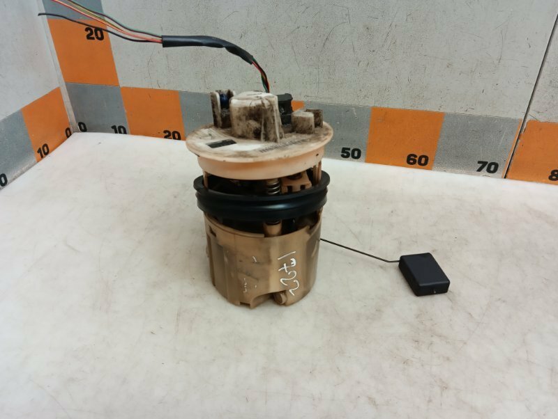 Б/У Бензонасос Насос топливный Mazda Mazda6 2003 GG 358286 MAZDA арт. L3211335Z