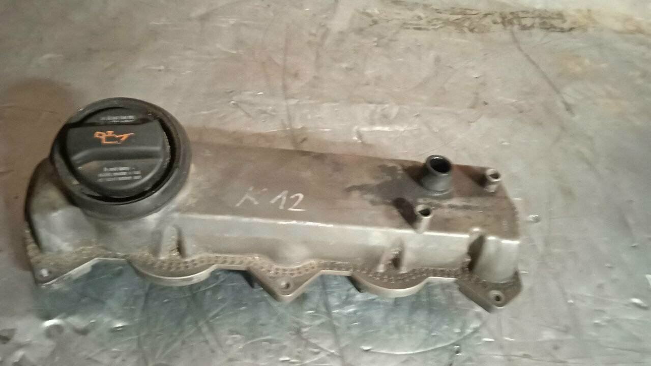 Клапанная крышка Skoda Octavia рест. 2001 38103469