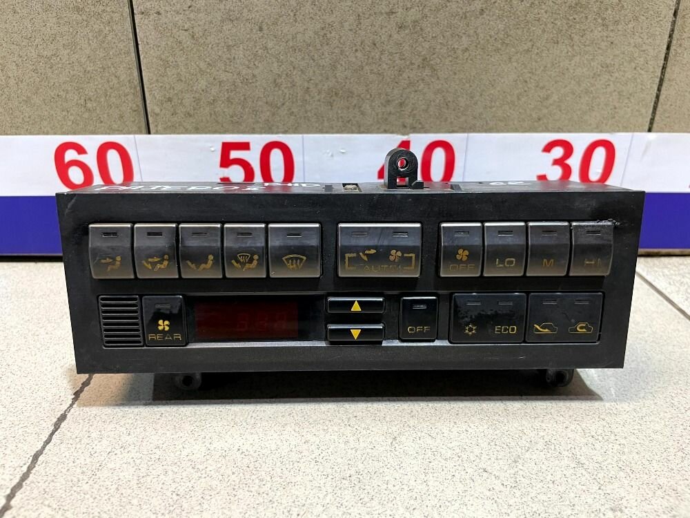 Блок управления климатом Mitsubishi Pajero II MB657319