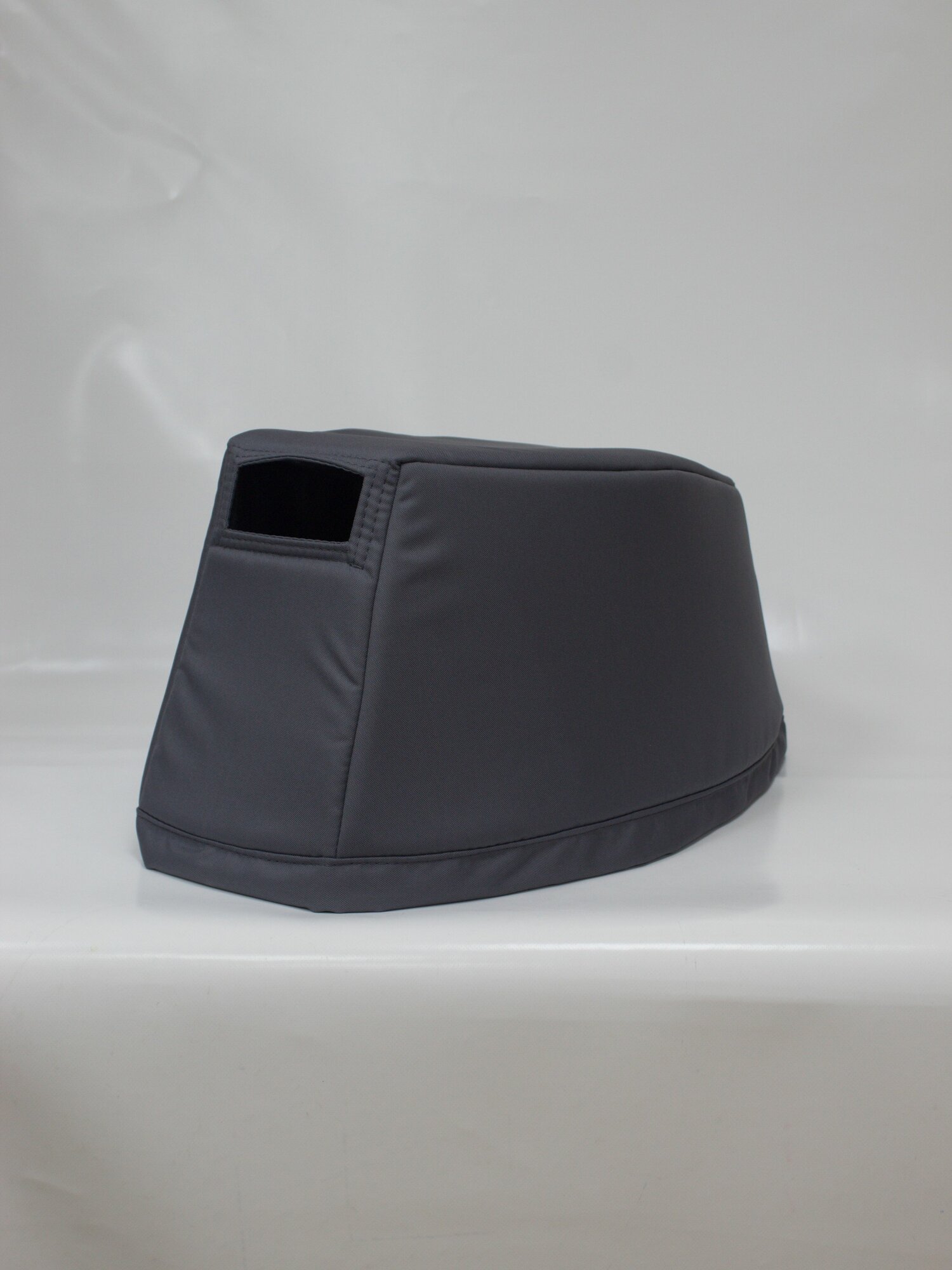 Чехол для лодочного мотора на колпак Меркурий (Тохатсу) 9,9/15/18 (2х-тактный)