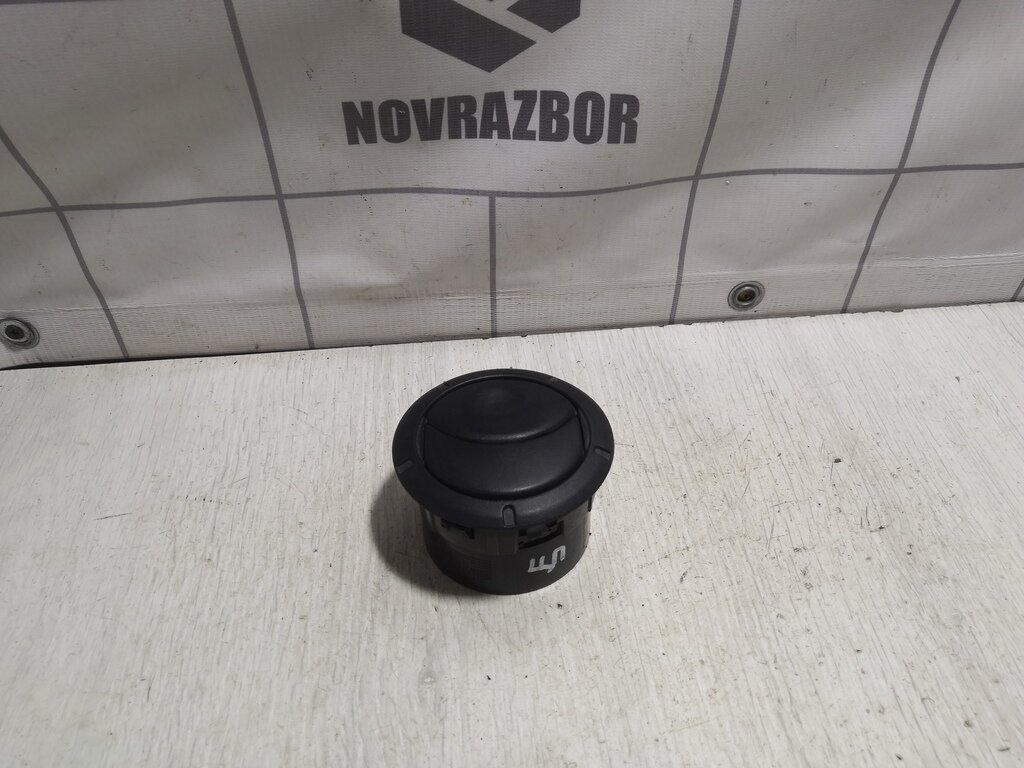 Дефлектор воздушный Renault Logan 2005-2014