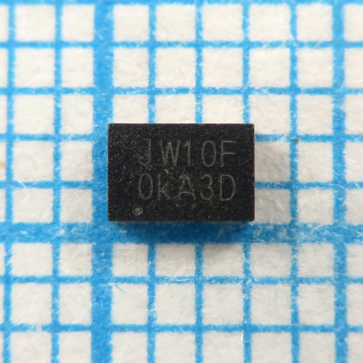 JW7110DFNC JW7110 JW10F - специализированная микросхема (чип) для управления светодиодными драйверами, часто используемая в осветительных приборах, особенно в LED-лампах и светильниках.