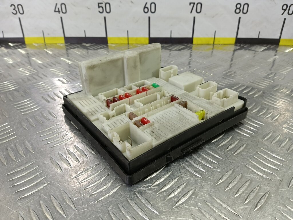 Блок предохранителей Б/У для Renault Master III (2010—2014) 284B63484R