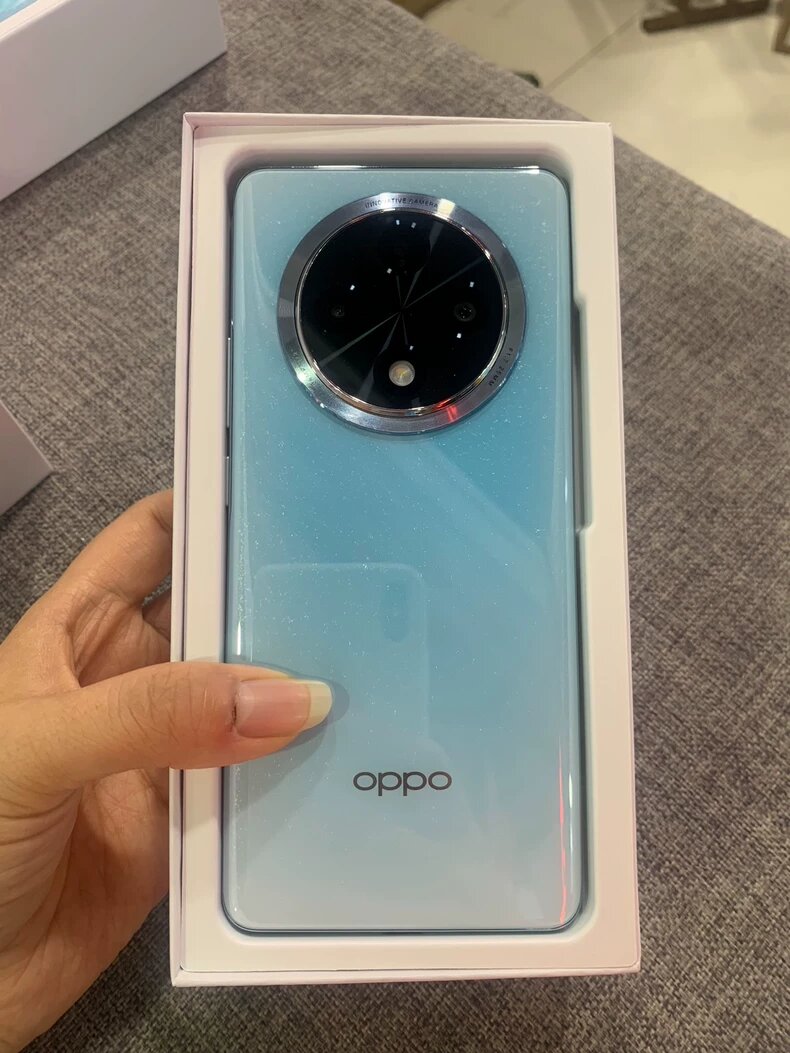 Oppo A3 Pro 8/256GB , 6.7 inches , Nano-SIM + Nano-SIM , 64 MP Main Camera