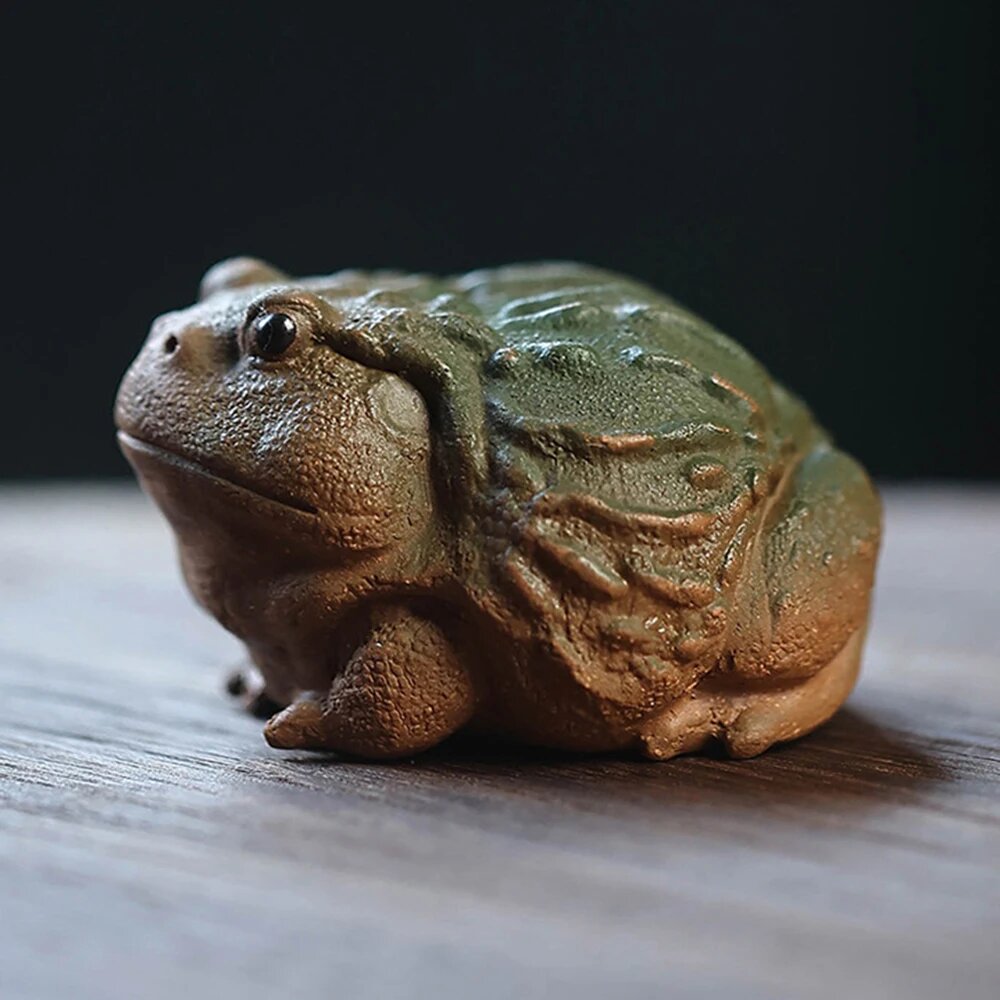 Фигурки чайных питомцев из фиолетовой глины Golden Toad