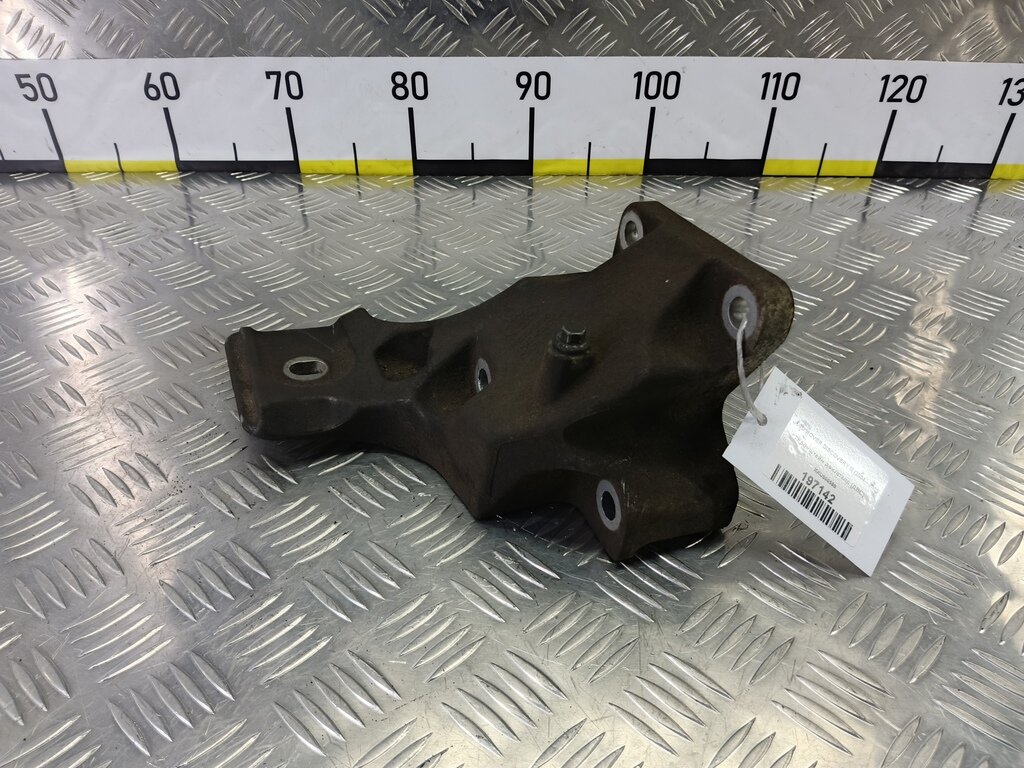 Кронштейн двигателя (ДВС) Б/У для LAND ROVER DISCOVERY III (2004—2009) KKU500590