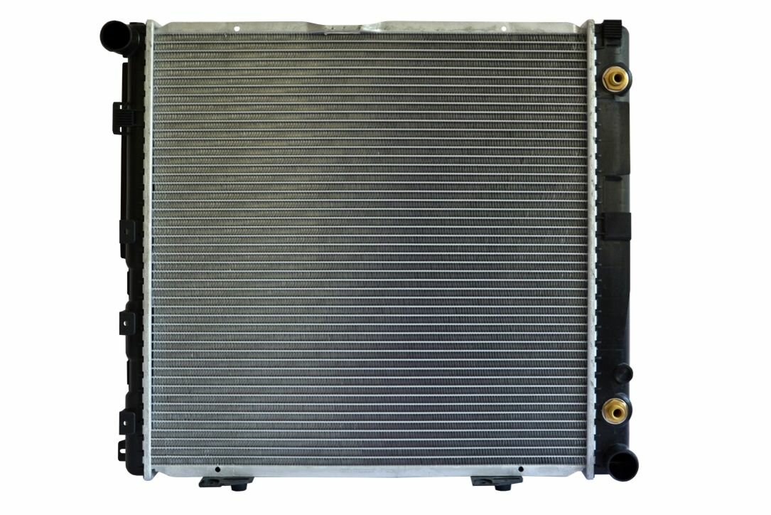 Радиатор охлаждения двигателя Gerat MR-117/3R