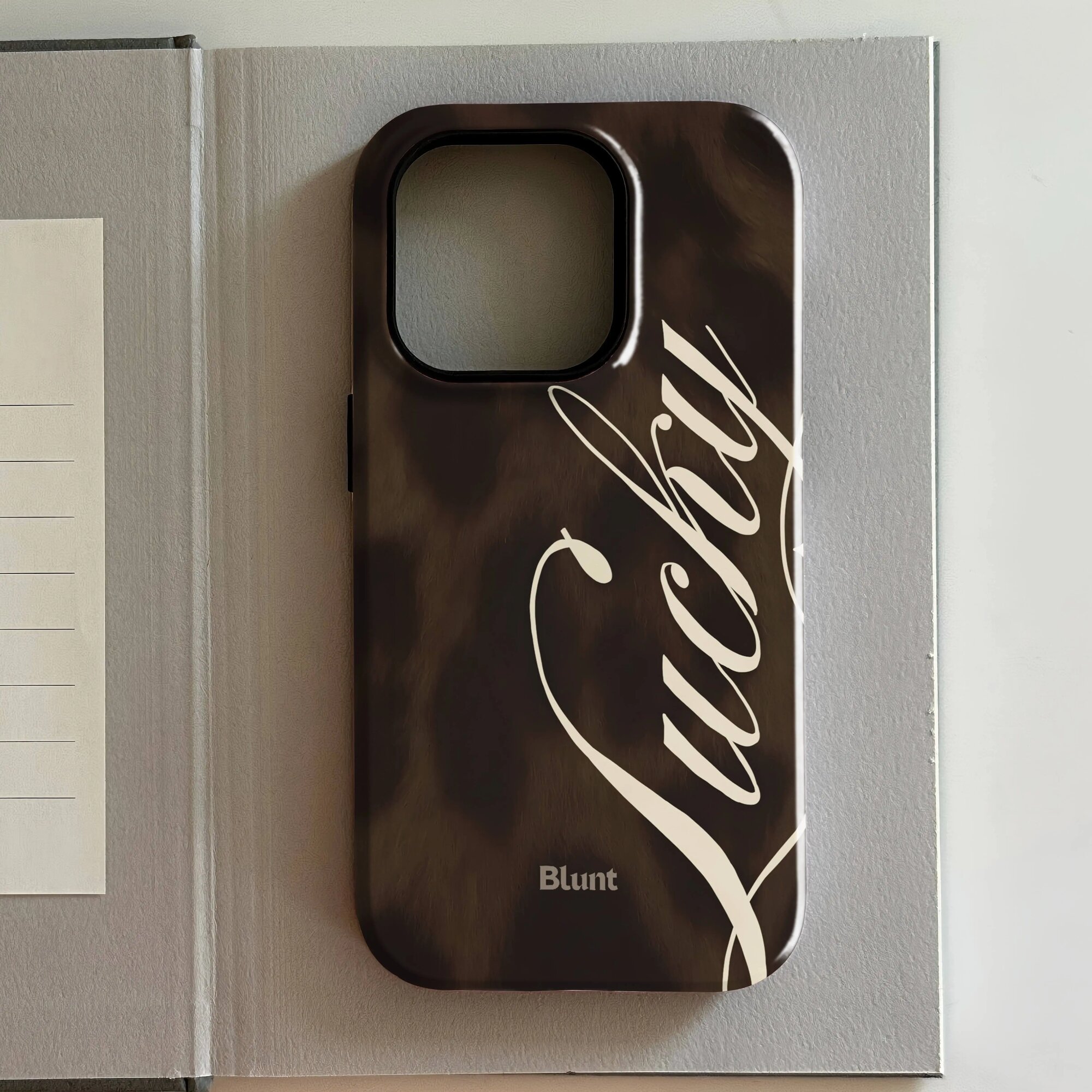 Чехол для iPhone Blunt Lucky, цвет FLR-326FLR2501090507